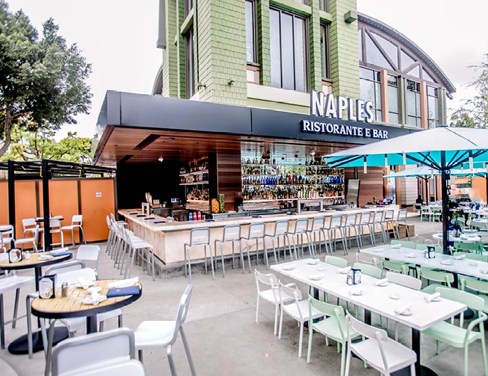 Restaurant in Downtown Disney | Naples Ristorante e Bar